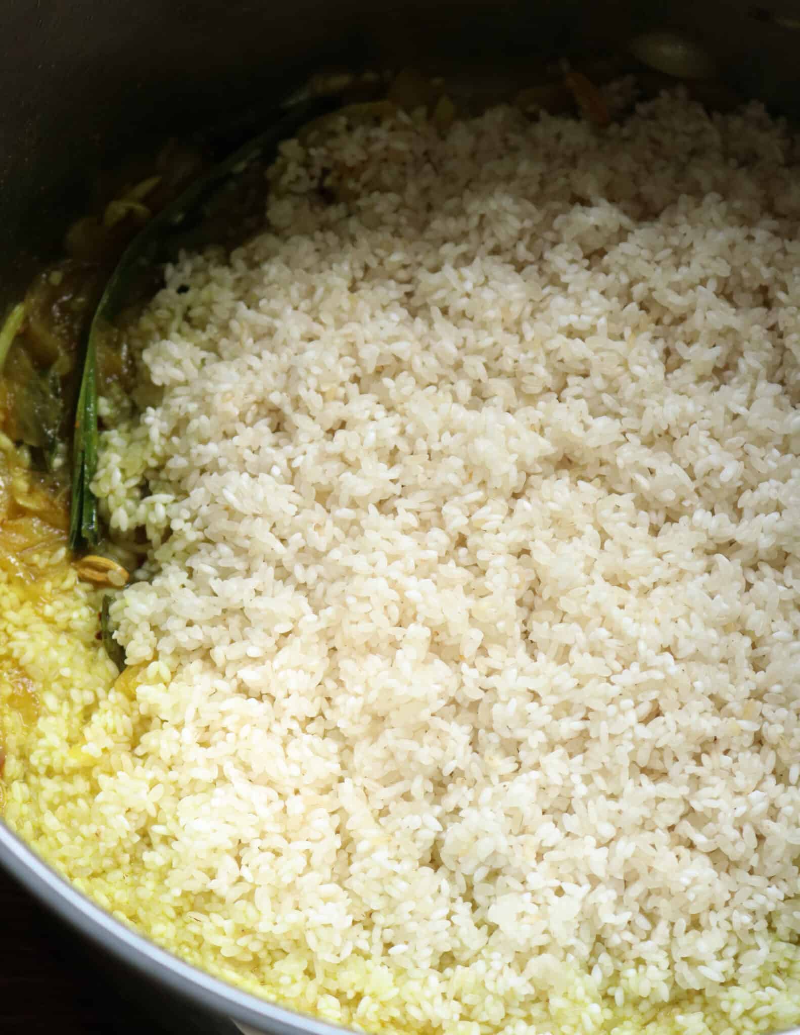 Sri Lankan yellow rice(rice recipe). | ISLAND SMILE