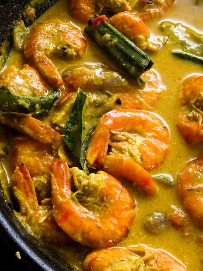 Srilankan prawn curry cooked in Coconut milk. | ISLAND SMILE