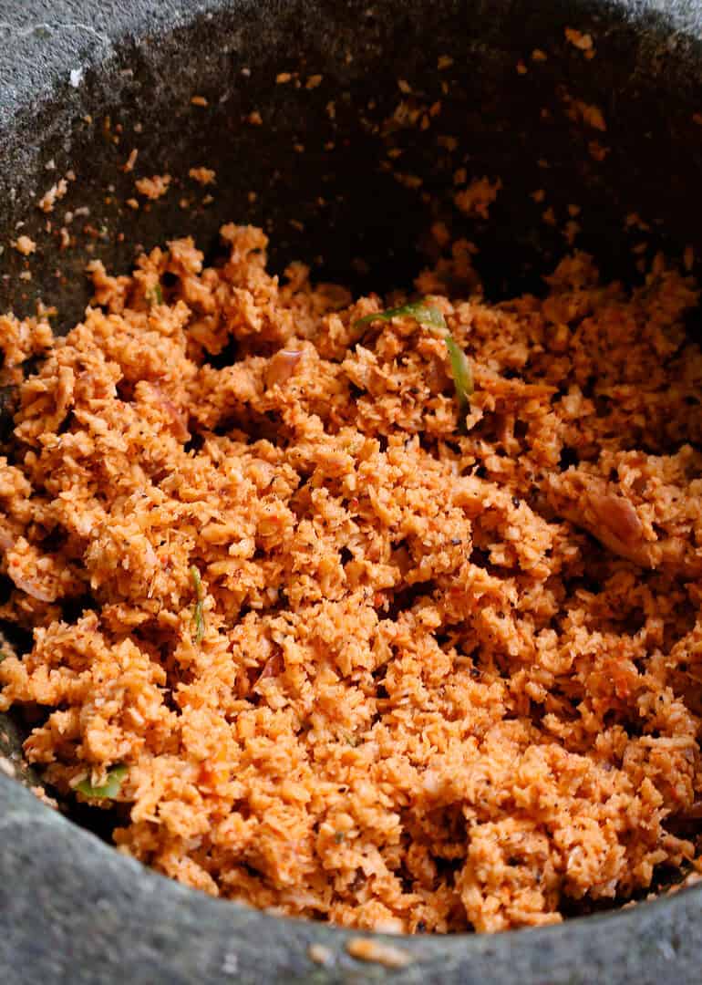 Sri Lankan Authentic coconut sambol(3 ways to make pol sambol ...