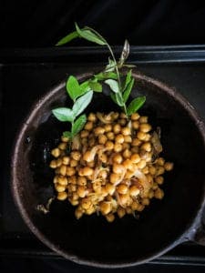 Sri Lankan tempered chickpeas breakfast bowl(vegan and vegetarian ...