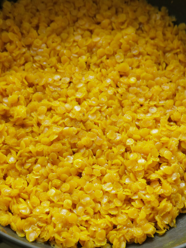 Sri Lankan Dhal spinach curry. | ISLAND SMILE