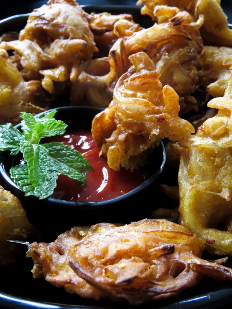 Crispy deep-fried onion fritters. | ISLAND SMILE