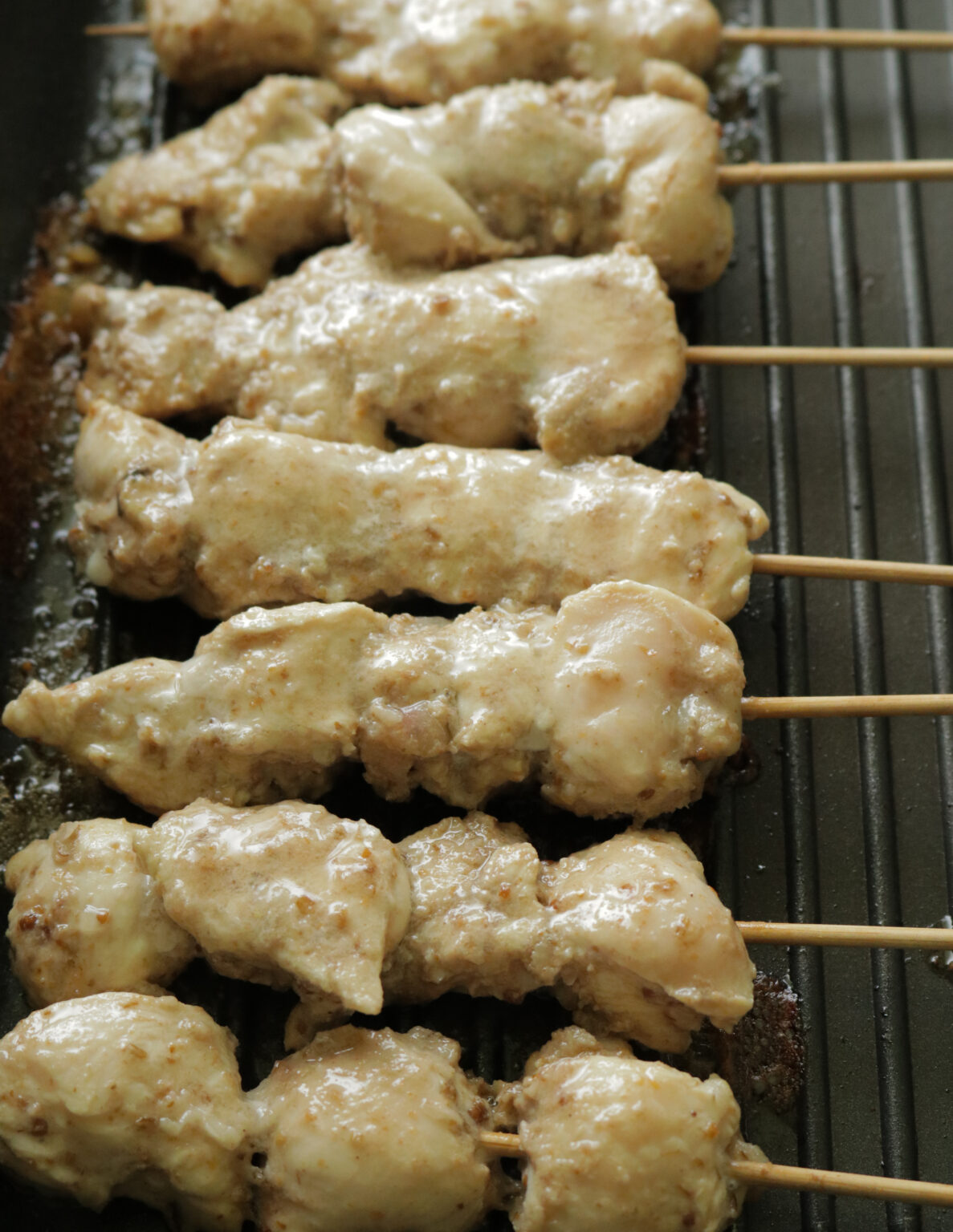 How to make chicken satay over a stove grill pan. | ISLAND SMILE