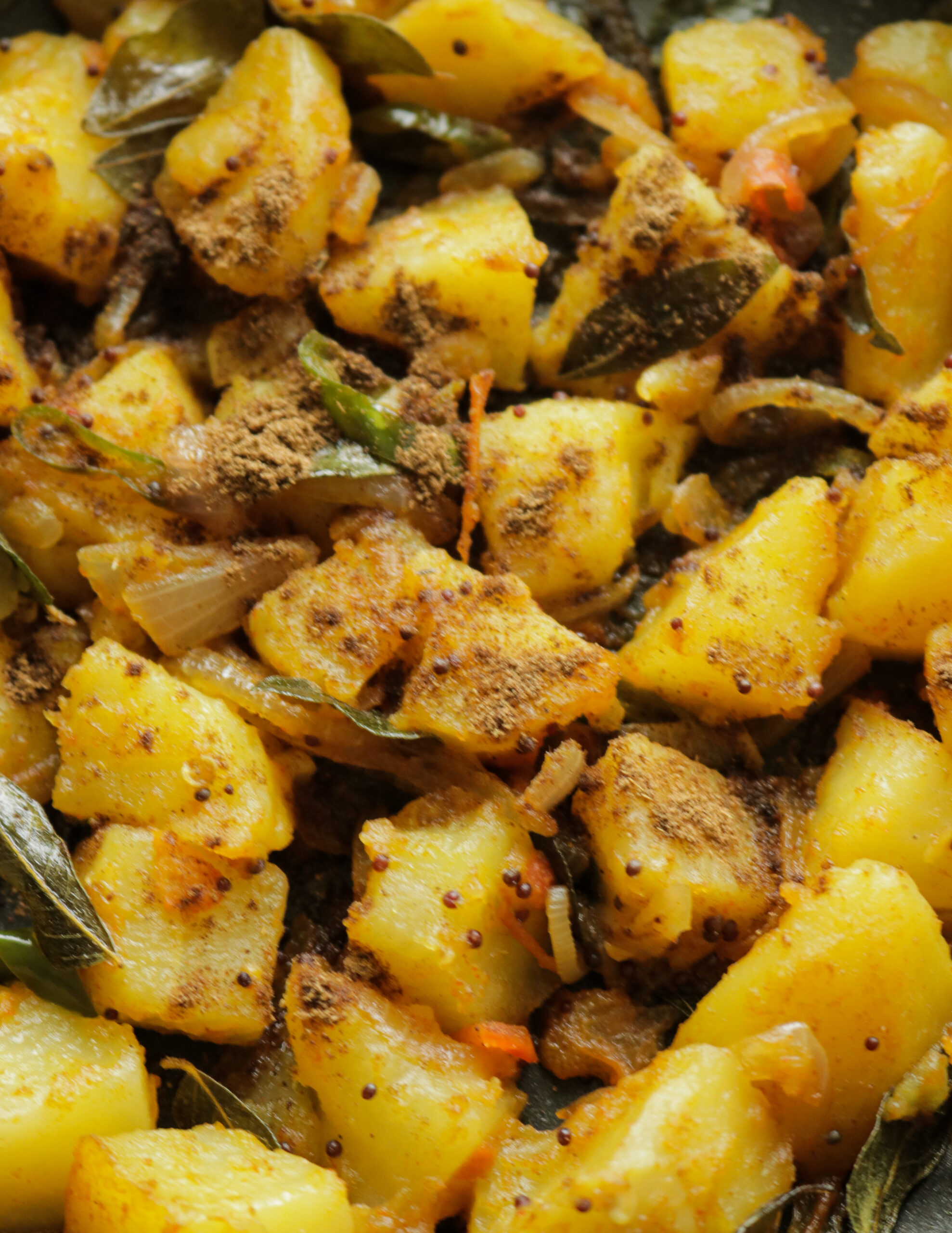 Bombay potatoes(curried potatoes) | ISLAND SMILE
