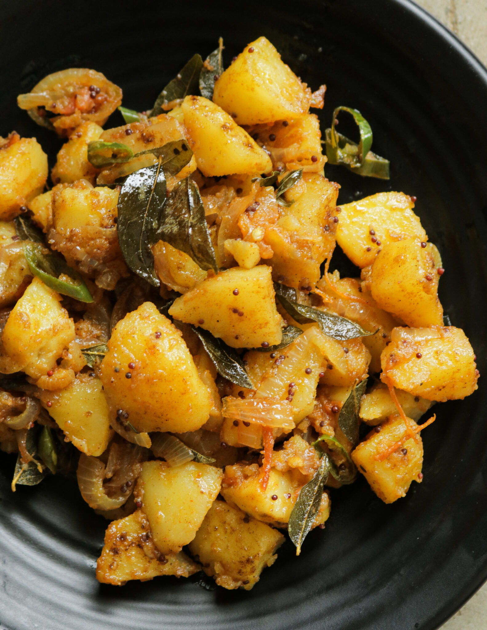BOMBAY POTATOES(curried potatoes) | ISLAND SMILE