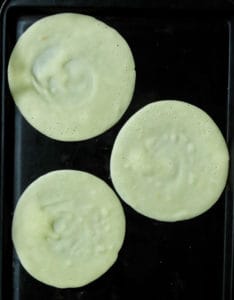 Sri Lankan adukku roti(chicken-crepes layered pies). | ISLAND SMILE