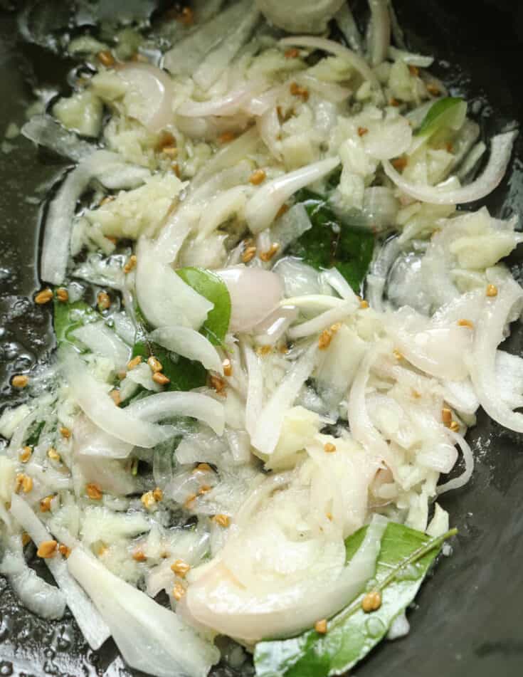 Sri Lankan creamy coconut fish curry(thalapath fish curry). | ISLAND SMILE