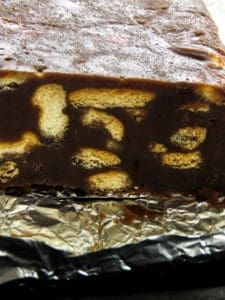 CHOCOLATE BISCUIT CAKE WITH CONDENSED MILK | ISLAND SMILE