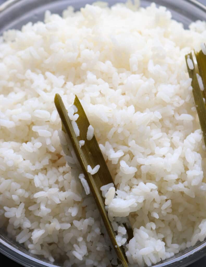 How to cook rice on the stove-perfect rice without a rice cooker ...
