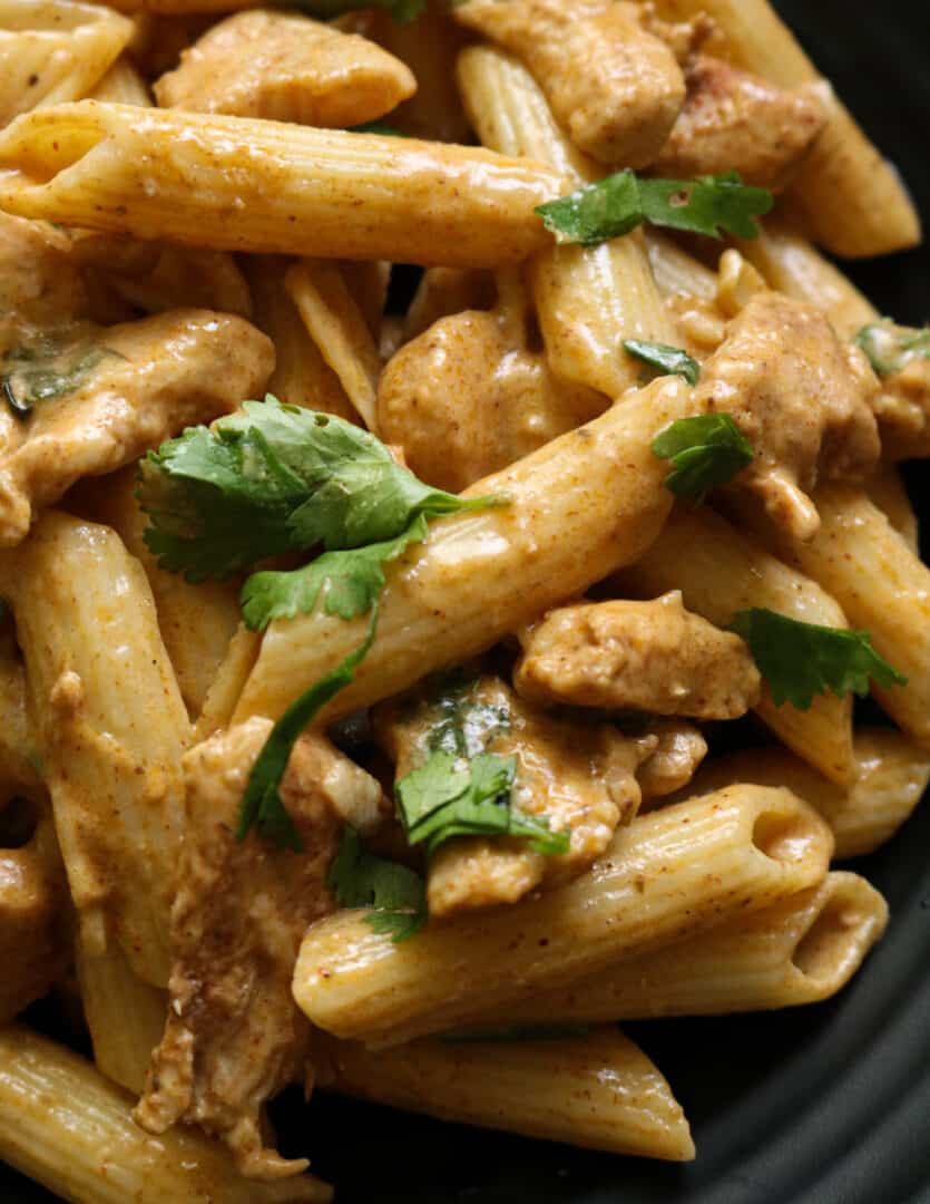 THAI CHICKEN CURRY PASTA. | ISLAND SMILE