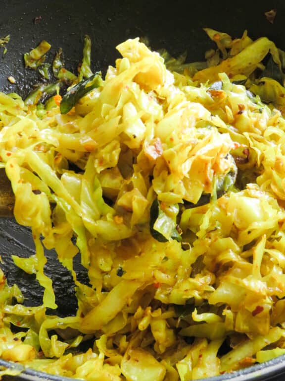 Spicy cabbage stir-fry(5 ingredients). | ISLAND SMILE