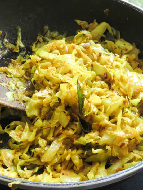 Spicy cabbage stir-fry(5 ingredients). | ISLAND SMILE