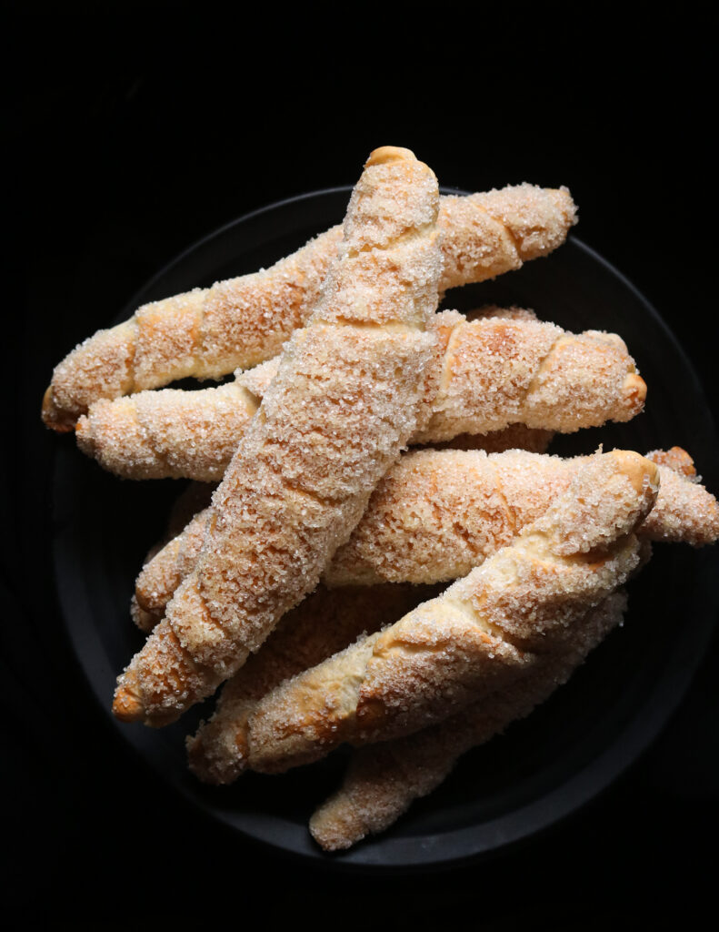 Kibula banis(Sri Lankan sugar buns). | ISLAND SMILE