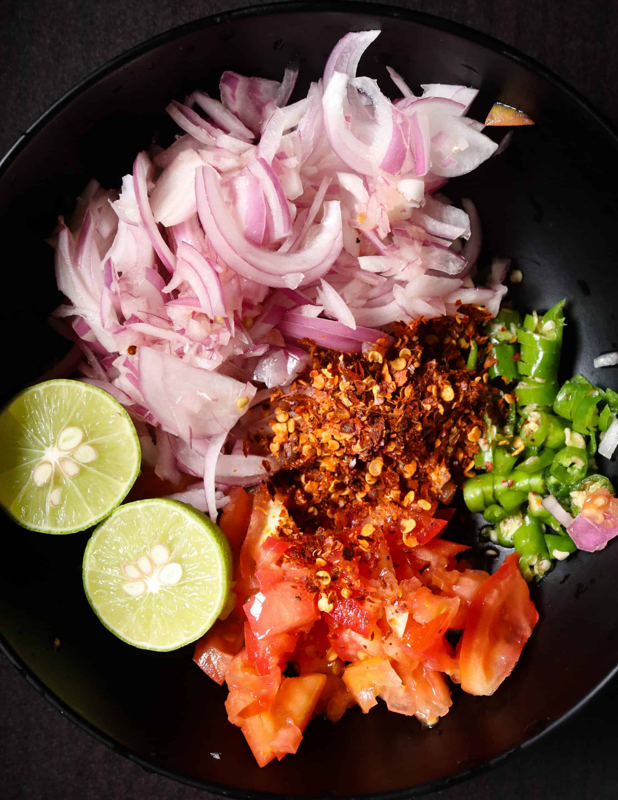 Tomato onions-green chilli salad(sambol). | ISLAND SMILE